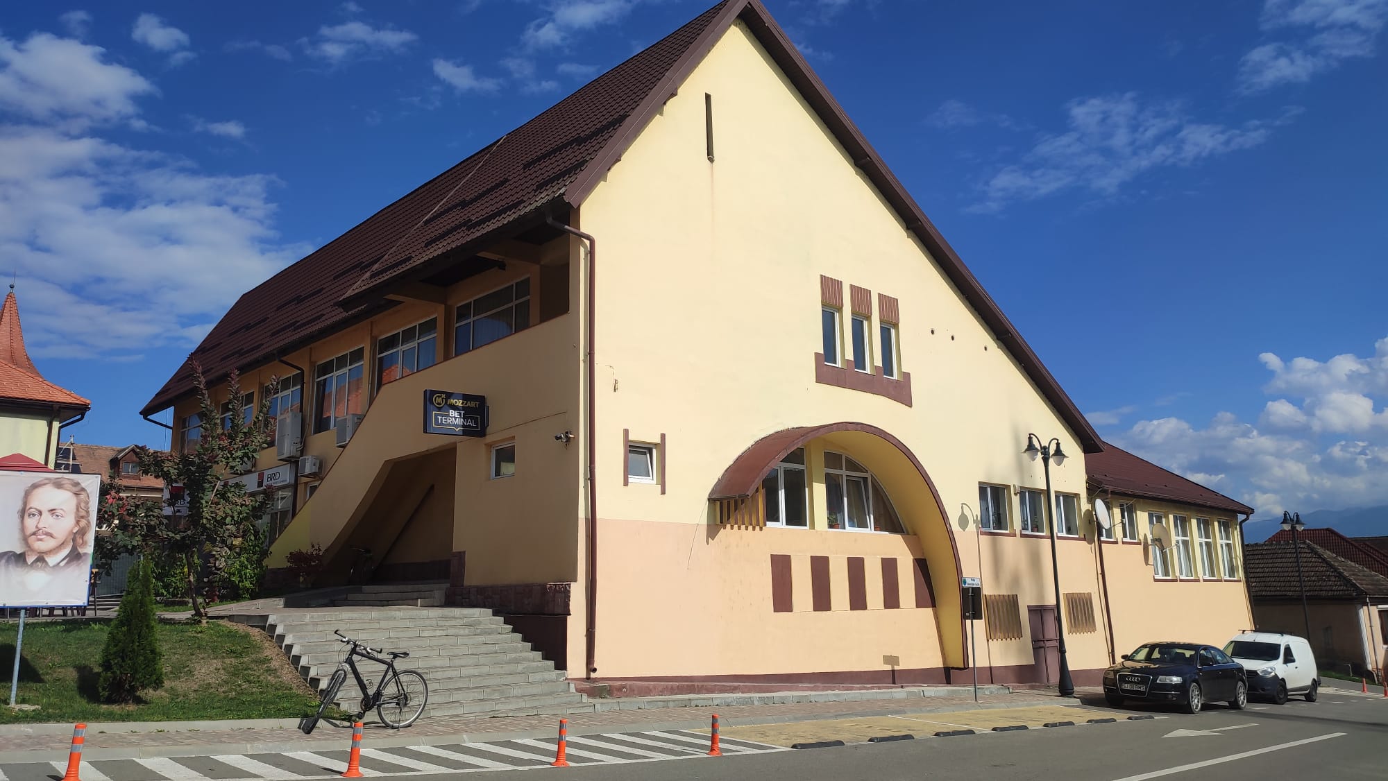 scoala biserica centru camin Avrig – Ziarul Mesagerul de Sibiu